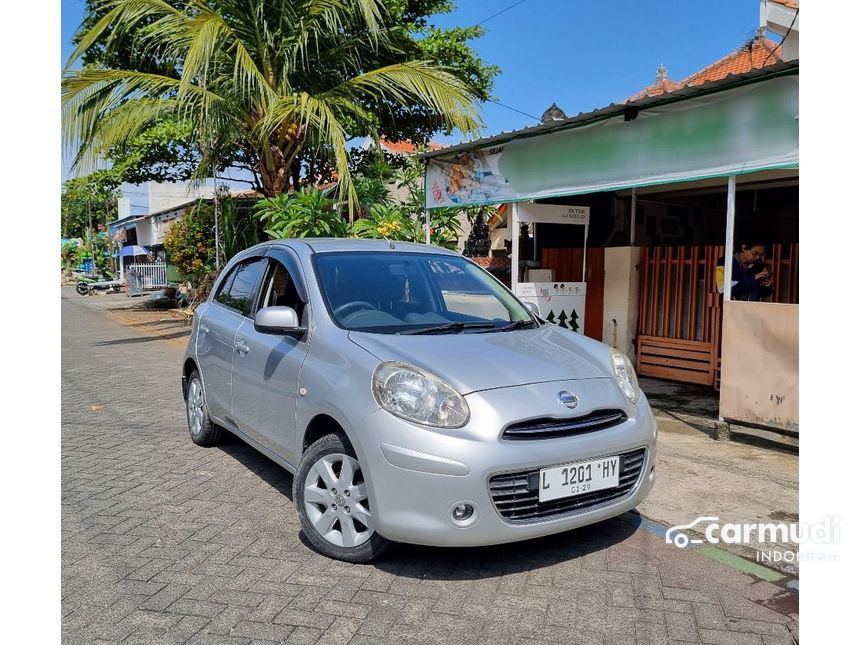 Jual Mobil Nissan March 2013 1.2 di Jawa Timur Manual Hatchback Silver ...