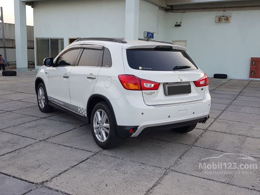 Jual Mobil Mitsubishi Outlander Sport 2018 Action 2.0 di DKI Jakarta ...