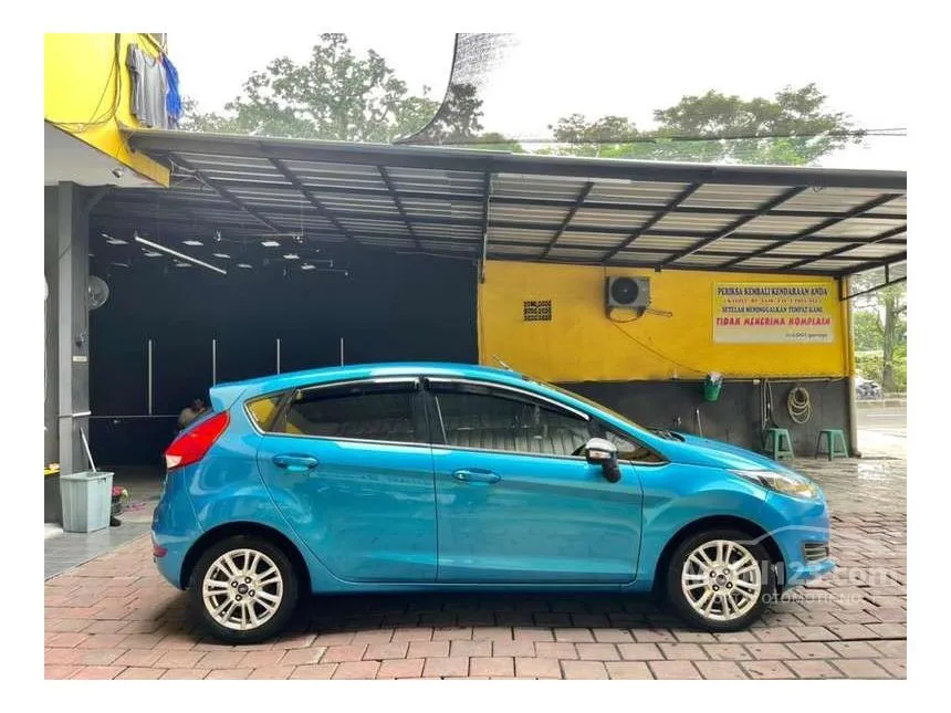 Jual Mobil Ford Fiesta 2014 Trend 1.5 di Jawa Barat Automatic Hatchback ...