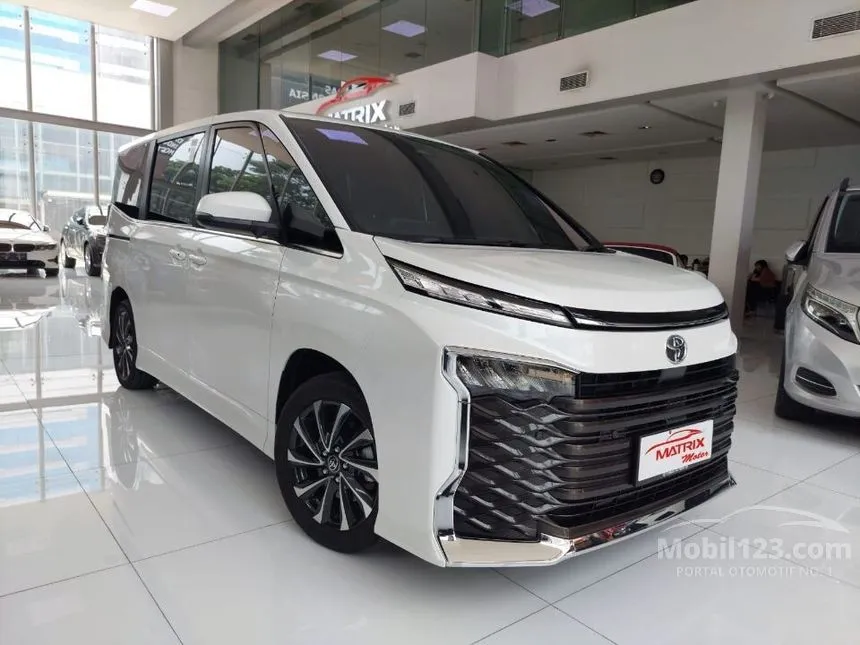 Jual Mobil Toyota Voxy 2022 2.0 di DKI Jakarta Automatic Van Wagon ...
