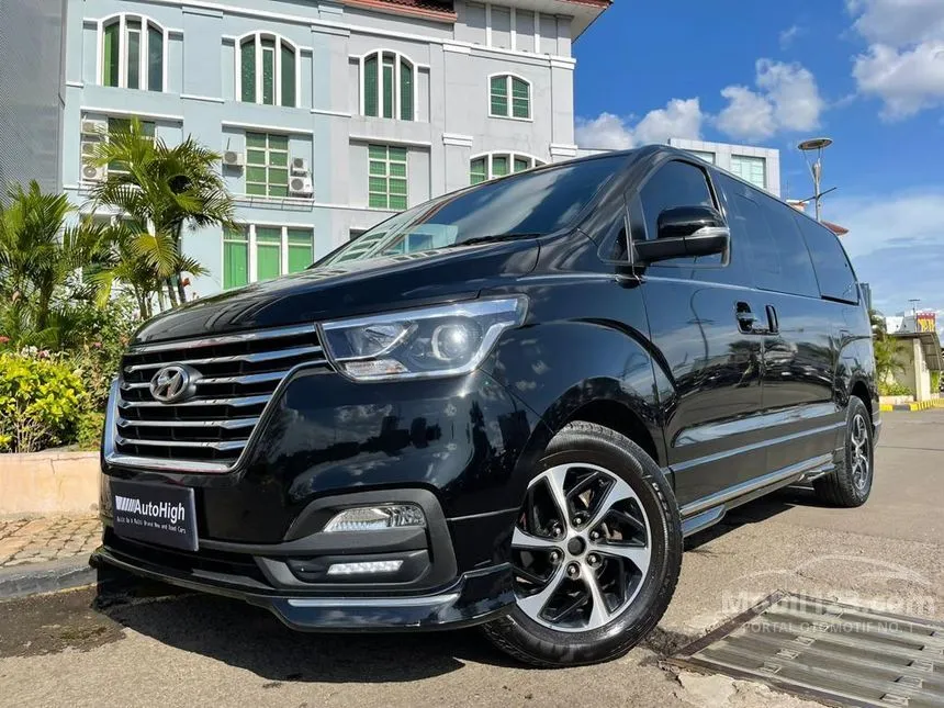 Jual Mobil Hyundai H-1 2021 Royale Limited 2.5 di DKI Jakarta Automatic ...