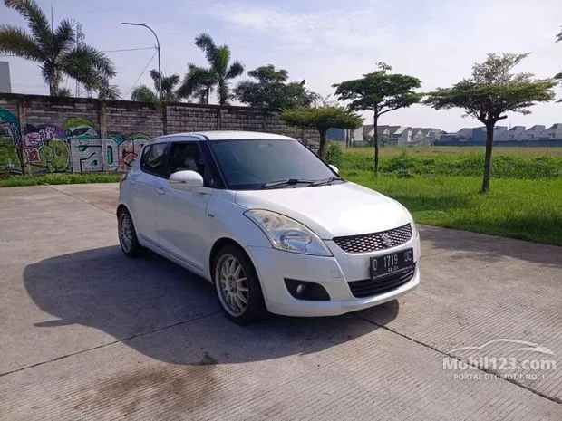 Jual Suzuki Swift Bekas di Indonesia Harga Murah, Kondisi Terbaik ...