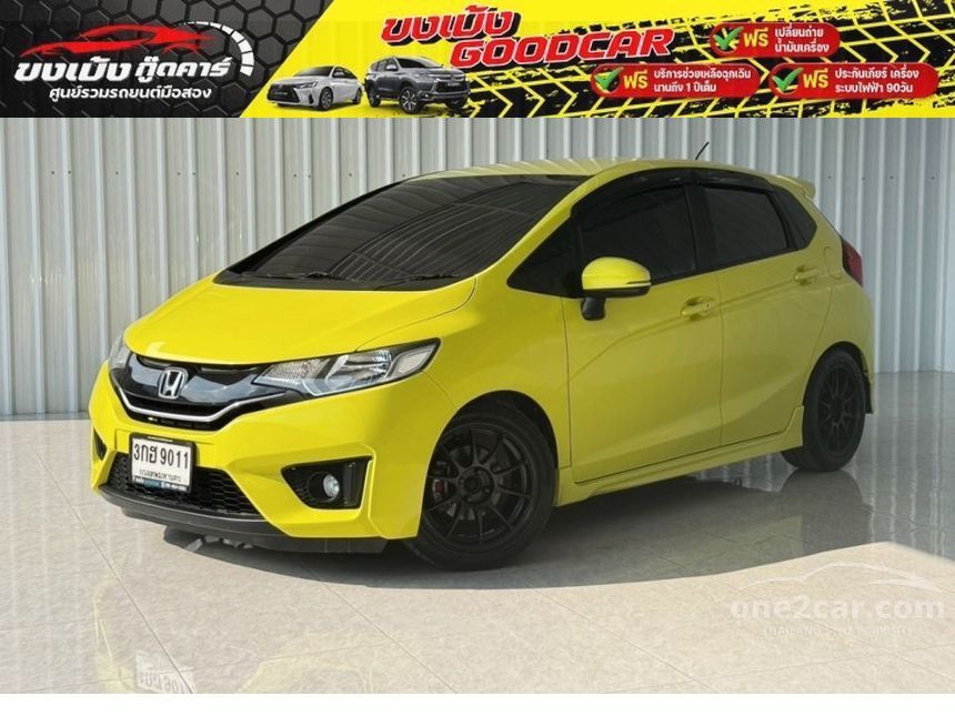 2015 Honda Jazz 1.5 (ปี 14-22) SV i-VTEC Hatchback for sale on One2car