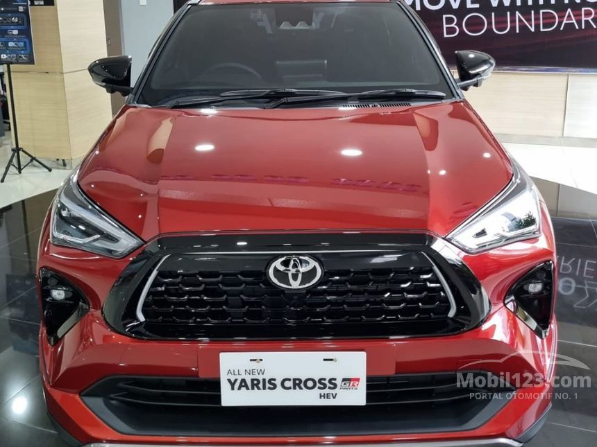 Jual Mobil Toyota Yaris Cross 2023 S GR Parts Aero Package 1.5 di ...