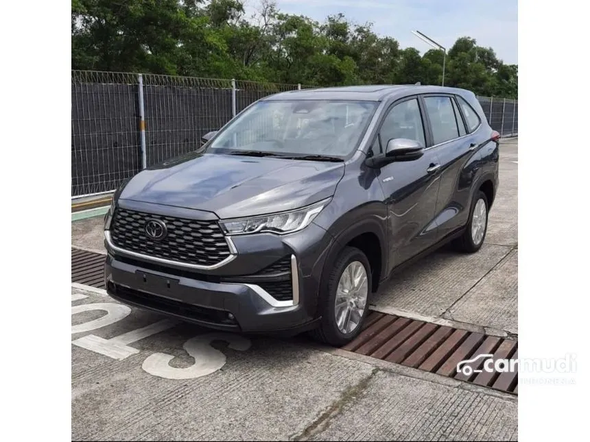 Toyota Kijang Innova Zenix 2022 Q HV TSS Modellista 2.0 in DKI Jakarta ...