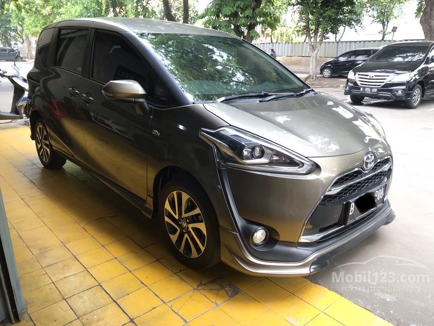 Jual Mobil Toyota Sienta 2017 Q 1.5 di DKI Jakarta Automatic MPV Coklat ...