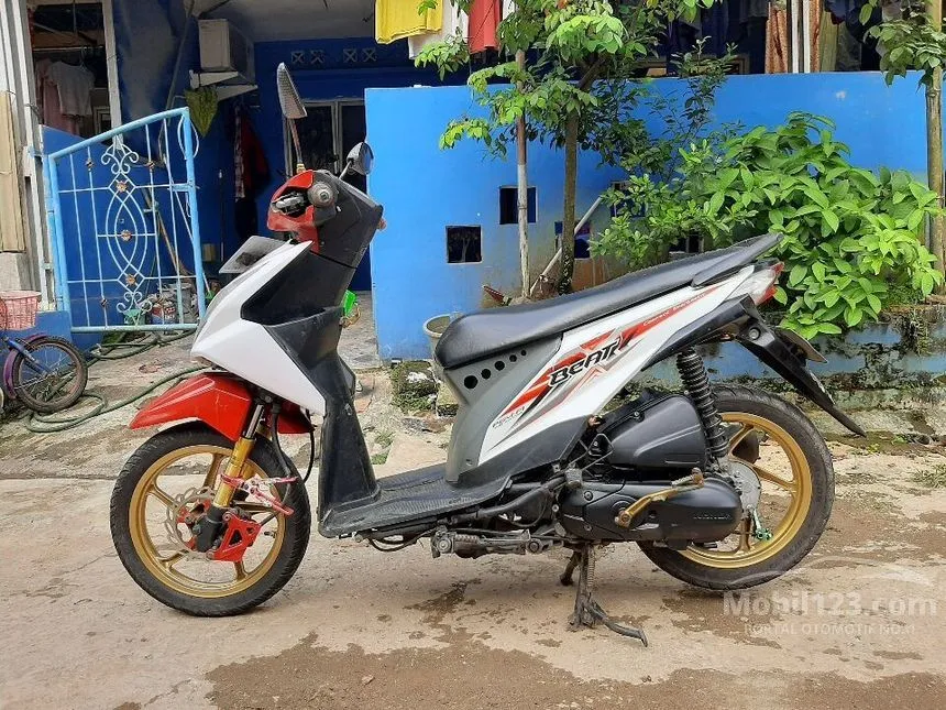 Jual Motor Honda Beat 2015 110 Automatic 0.1 di Jawa Barat Automatic ...