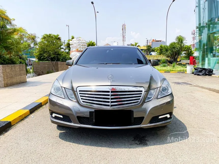 Jual Mobil Mercedes-Benz E300 2009 Avantgarde AMG 3.0 di DKI Jakarta Automatic Sedan Abu-abu Rp ...