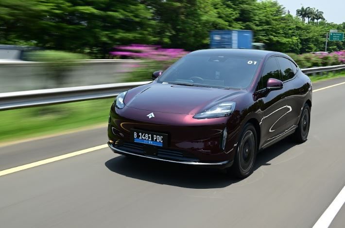 First Drive Hyptec HT: SUV Listrik Rp600 Jutaan dengan Kenyamanan Mobil ...