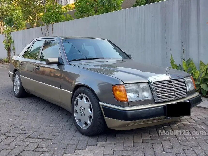 Kelebihan dan Kekurangan Mobil Eropa Lawas Mercy Boxer, Harga di Bawah ...