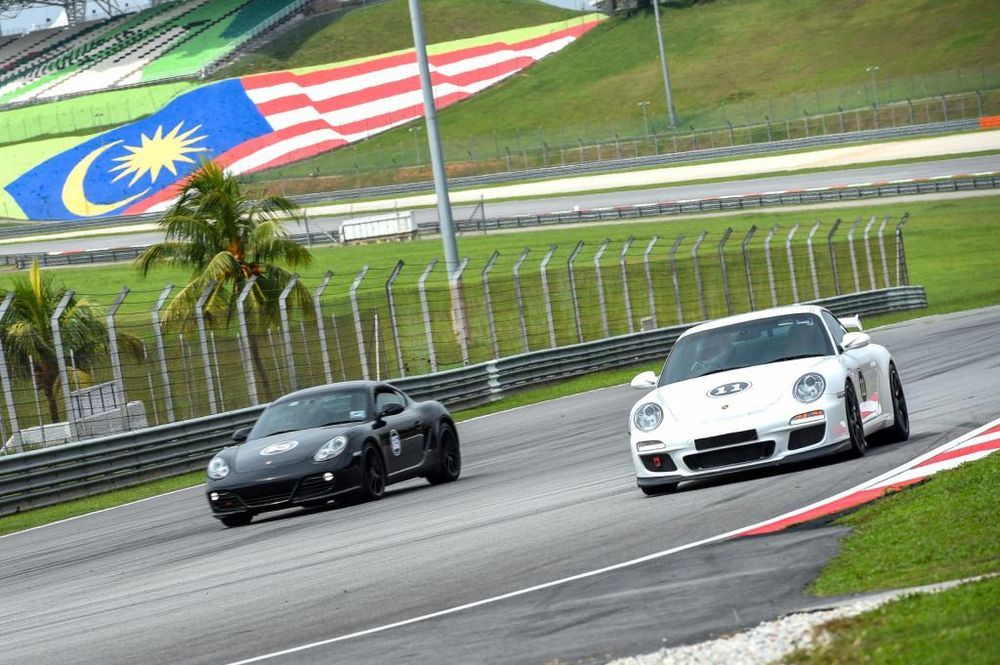 Porsche Open Track Day: Where Learning Is Actually Fun - Reviews ...