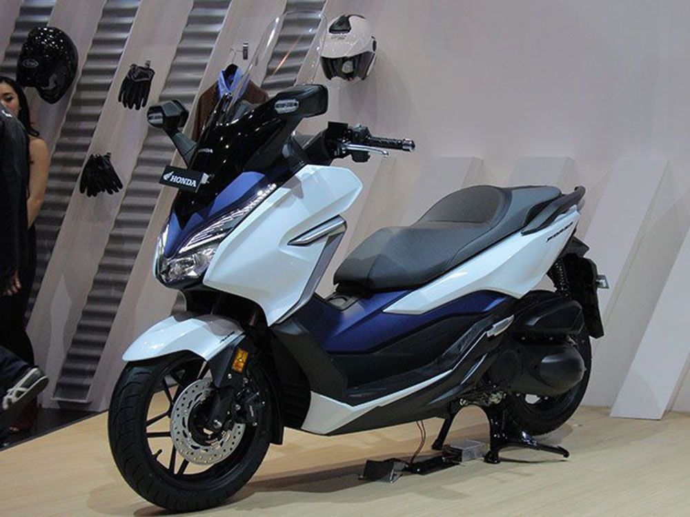Harga Honda Forza Saingan Yamaha Xmax Didiskon Rp 11 Juta - Berita ...
