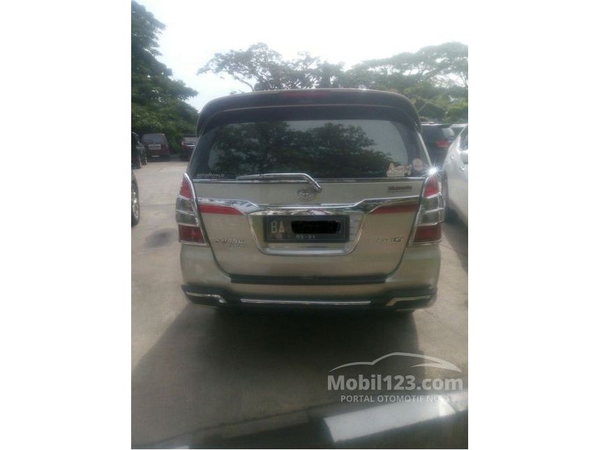 Jual Mobil Toyota Kijang Innova 2011 G 2.0 di Sumatera Barat Automatic ...