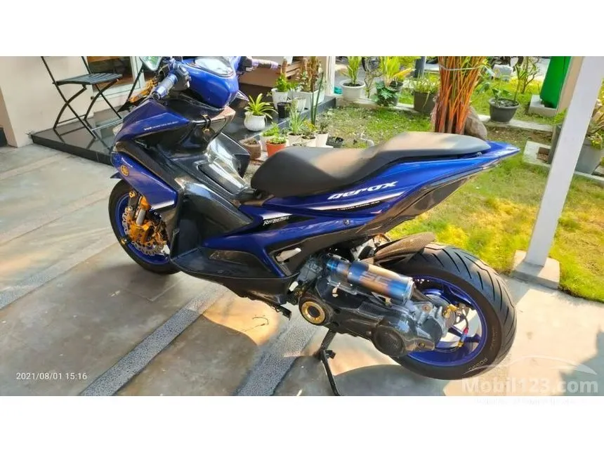 Jual Motor Yamaha Aerox 2017 0.2 di Jawa Timur Automatic Others Biru Rp ...
