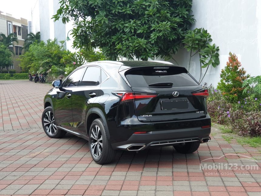 Jual Mobil Lexus NX300 2018 F-Sport 2.0 di Bali Automatic Wagon Hitam ...