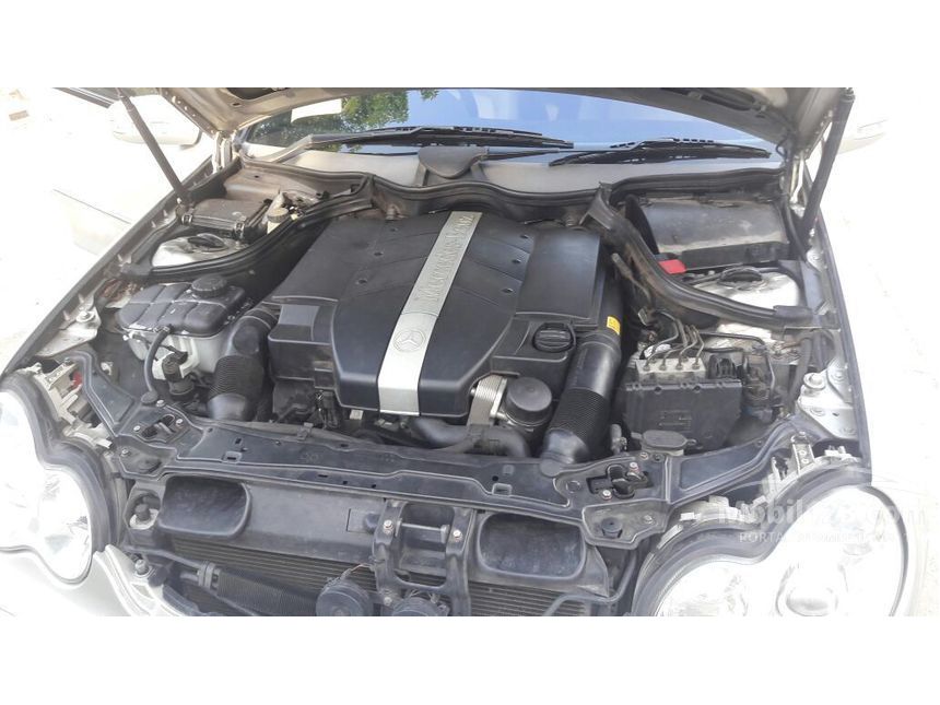 Jual Mobil Mercedes-Benz C320 2001 Avantgarde 3.2 di DKI Jakarta ...