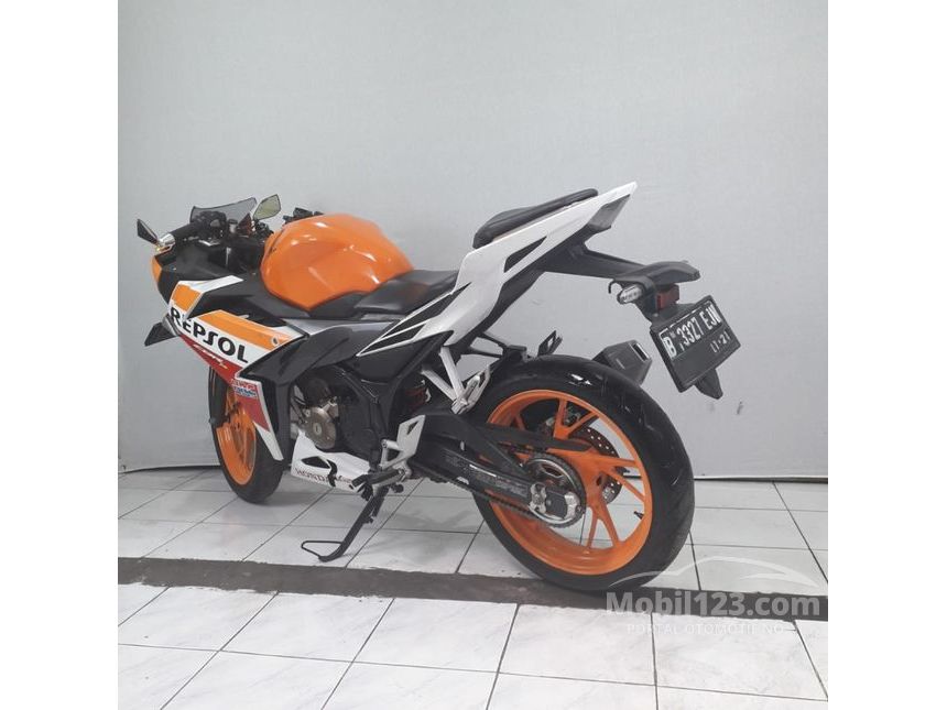 Jual Motor Honda CBR 2016 150 0.2 di Jawa Barat Manual Sport Bike ...