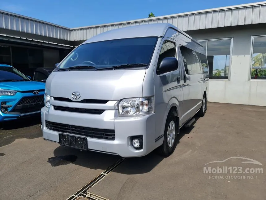 Jual Mobil Toyota Hiace 2023 Commuter 3.0 di DKI Jakarta Manual Van ...