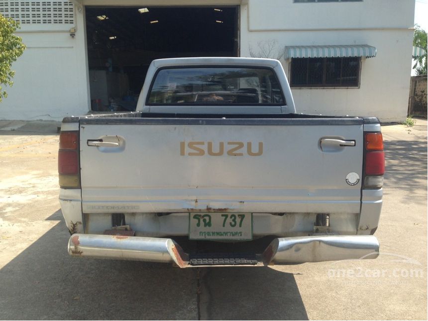 Isuzu TFR 1996 Space Cab 2.5 in กรุงเทพและปริมณฑล Manual Pickup สีเงิน for 95,000 Baht - 5680902 ...
