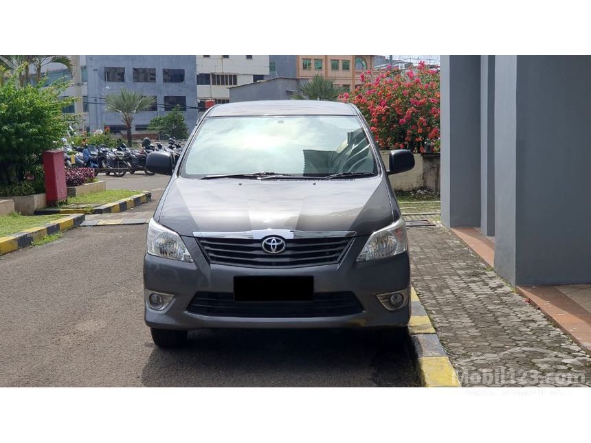 Jual Mobil Toyota Kijang Innova 2014 J 2.0 di DKI Jakarta Manual MPV ...