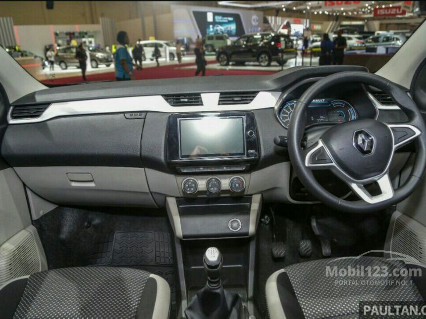Jual Mobil Renault Triber 2019 RXE 1.0 di Banten Manual Wagon Orange Rp ...