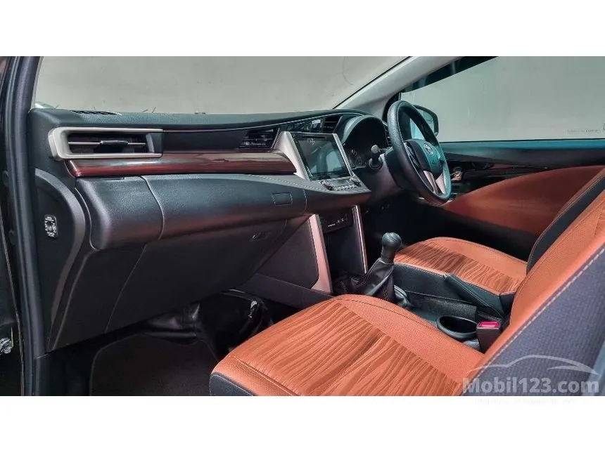 Jual Mobil Toyota Kijang Innova 2019 V 2.4 di Jawa Barat Manual MPV ...