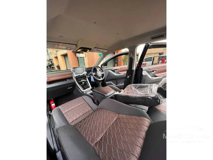 Jual Mobil Toyota Kijang Innova Zenix 2022 G HV 2.0 di DKI Jakarta ...
