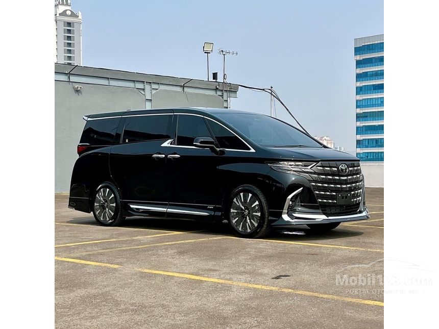 Jual Mobil Toyota Alphard 2024 HEV (Non Premium Color) 2.5 di DKI ...