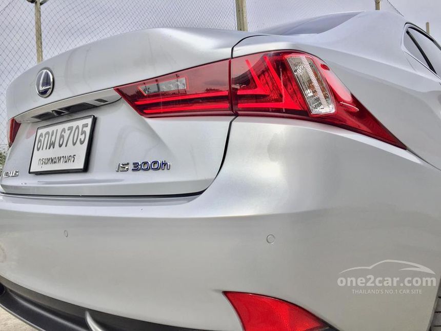 Lexus IS300h 2017 Premium 2.5 in กรุงเทพและปริมณฑล Automatic Sedan สี ...