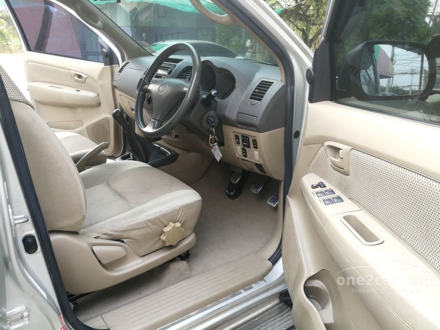 Toyota Hilux Vigo 2010 DOUBLE CAB (ปี 08-11) G 3.0 เกียร์ธรรมดา สีเงิน ...