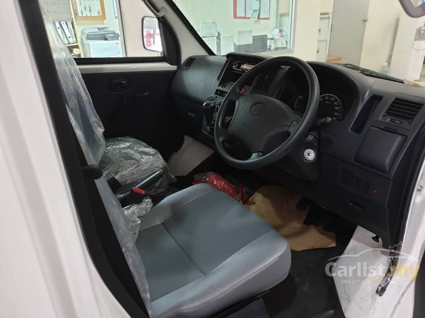 Daihatsu Gran Max 2018 Wooden Cargo 1.5 in Selangor Manual Cab Chassis ...