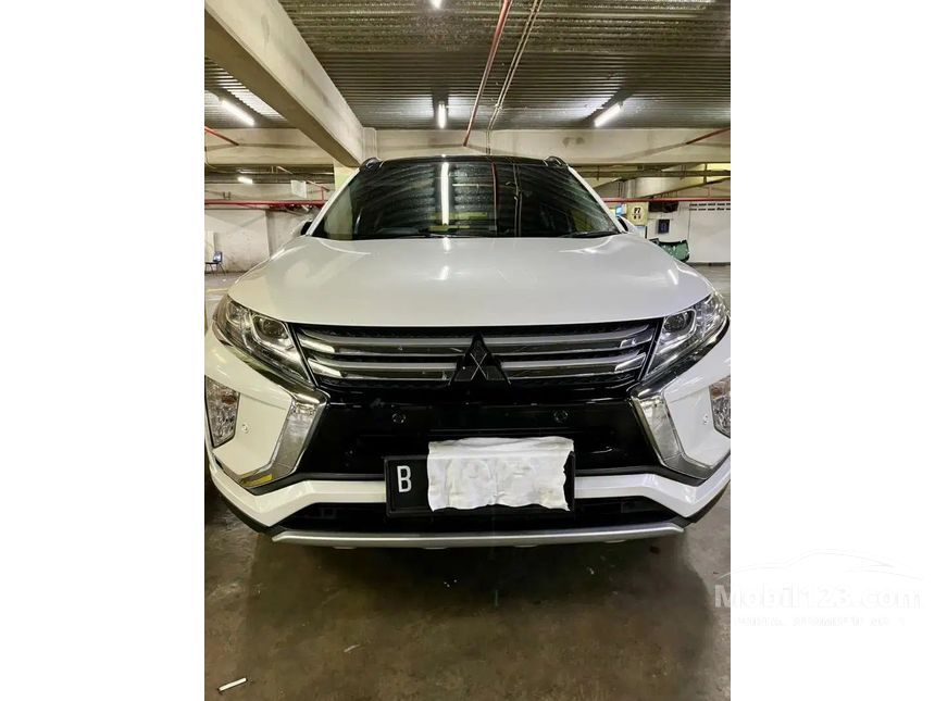 Jual Mobil Mitsubishi Eclipse Cross 2019 Ultimate (Silky White) 1.5 di ...