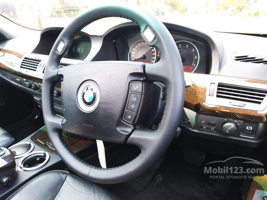 Jual Mobil BMW 735Li 2002 3.6 di Banten Automatic Sedan Abu-abu Rp 210. ...