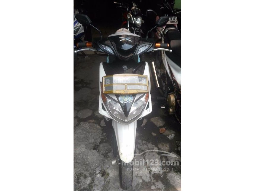 Jual Motor Yamaha Xeon 2011 0.1 di DKI Jakarta Automatic Others Hitam ...