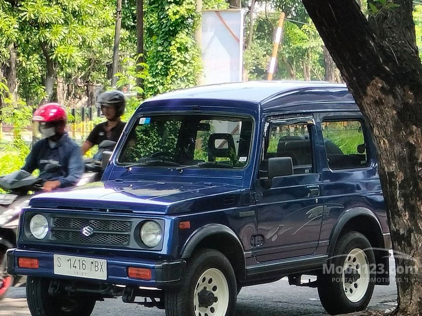 Jual Mobil Suzuki Katana 2000 GX 1.0 di Jawa Timur Manual SUV Biru Rp ...