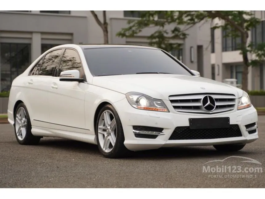 Jual Mobil Mercedes-Benz C250 2013 CGI 1.8 di DKI Jakarta Automatic Sedan Putih Rp 328.000.000 ...