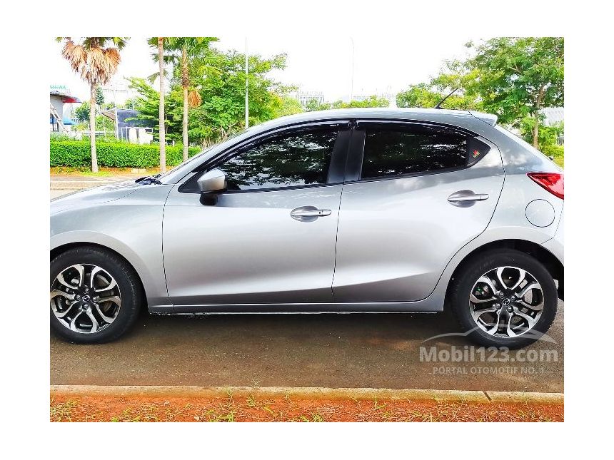 Jual Mobil Mazda 2 2016 R 1.5 di DKI Jakarta Automatic Hatchback Silver ...
