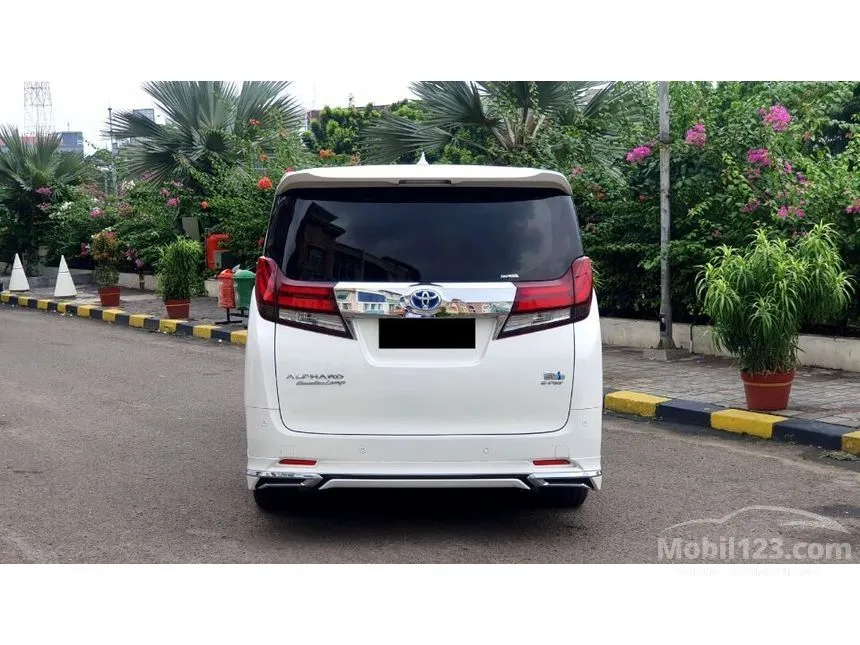 Jual Mobil Toyota Alphard 2017 Hybrid Executive Lounge MODELLISTA 2.5 ...