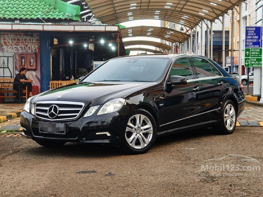 Jual Mobil Mercedes-Benz E250 2010 CGI Avantgarde 1.8 di DKI Jakarta Automatic Sedan Hitam Rp ...