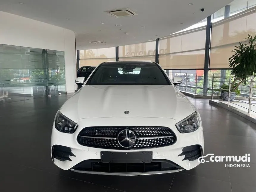 Mercedes-Benz E300 2023 AMG Line 2.0 in DKI Jakarta Automatic Sedan White for Rp 1.565.000.000 ...