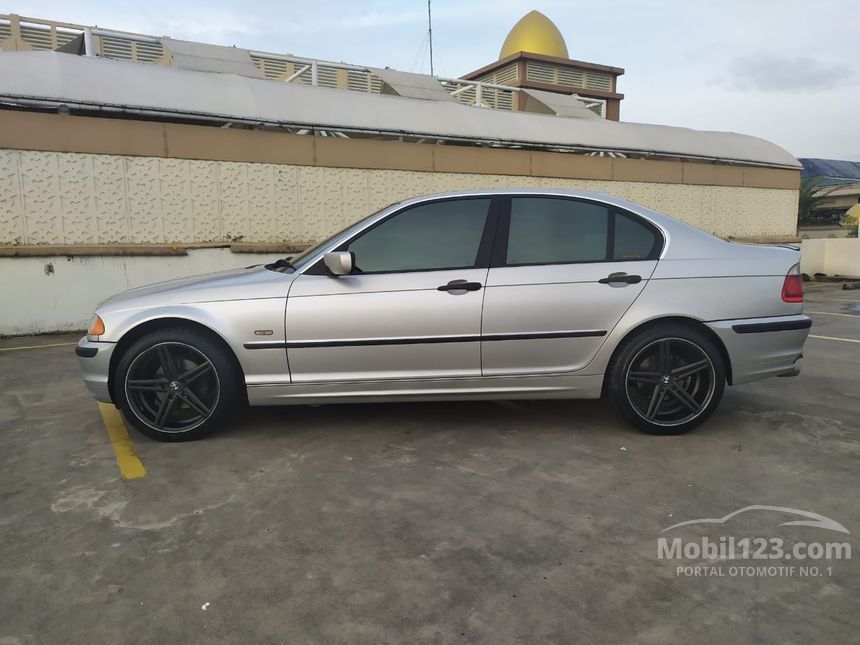 Jual Mobil BMW 318i 2002 E46 2.0 di DKI Jakarta Automatic Sedan Silver Rp 88.000.000 - 6909352 ...