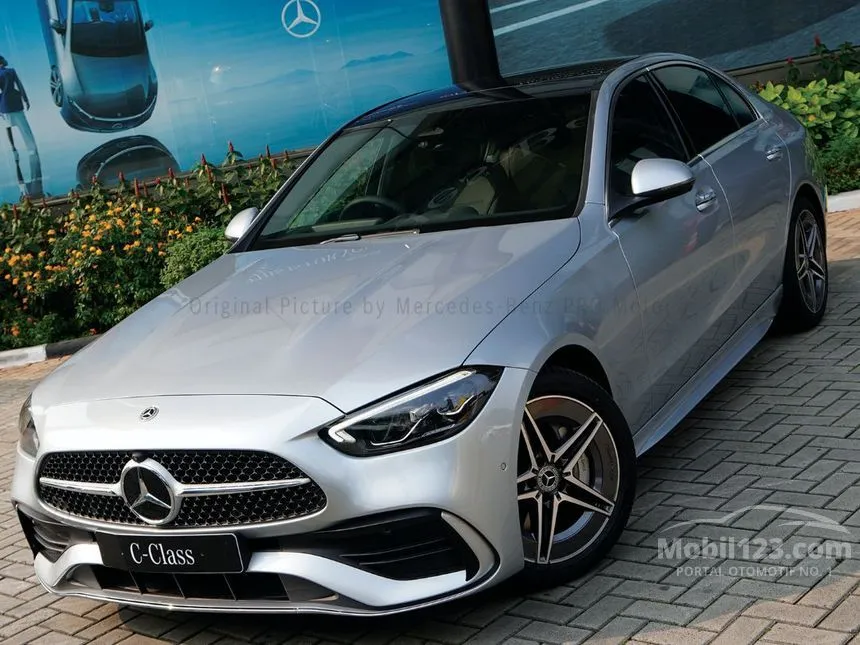 Jual Mobil Mercedes-Benz C300 2023 AMG Line 2.0 di DKI Jakarta ...