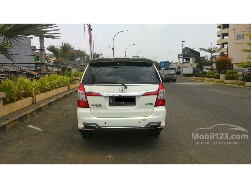 Jual Mobil Toyota Kijang Innova 2015 V 2.0 di DKI Jakarta Automatic MPV ...