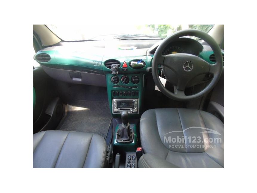 Jual Mobil Mercedes-Benz A140 2000 Classic 1.4 di Jawa Timur Manual ...