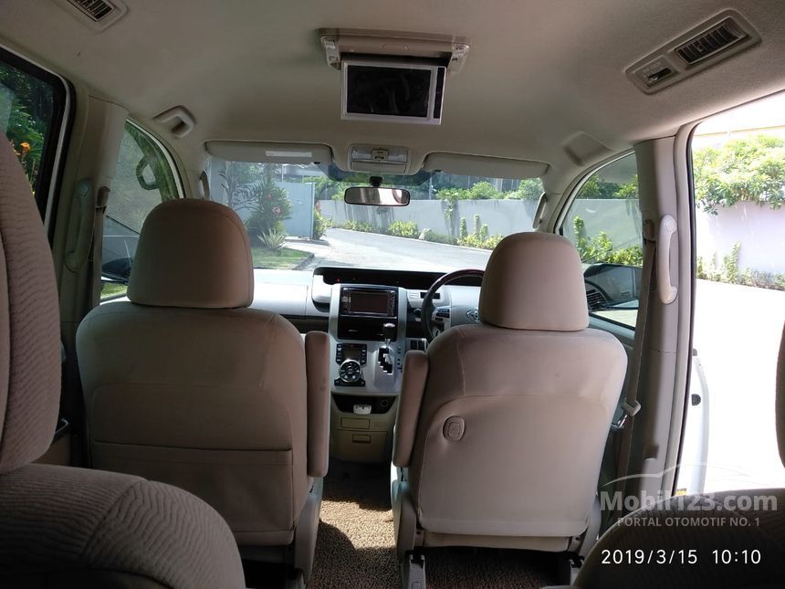 Jual Mobil Toyota NAV1 2013 G 2.0 di DKI Jakarta Automatic MPV Putih Rp ...