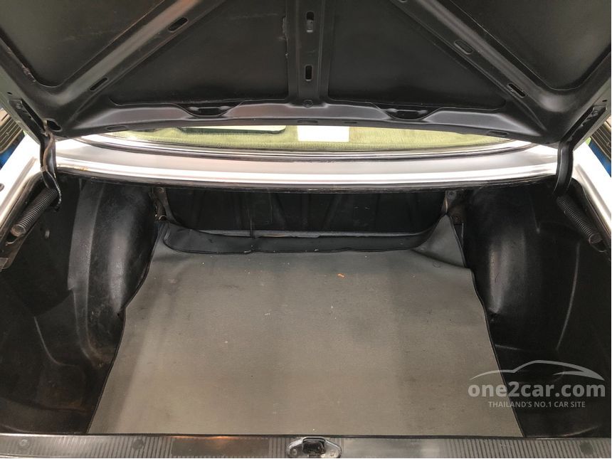 Mercedes-Benz 230C 1990 2.3 in กรุงเทพและปริมณฑล Automatic Coupe สีเงิน ...