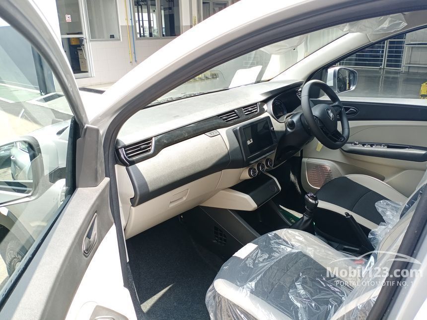 Jual Mobil Renault Triber 2020 RXT 1.0 di DKI Jakarta Manual Wagon ...