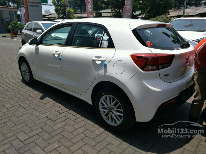 Jual Mobil KIA Rio 2017 YB 1.4 di Jawa Barat Automatic Hatchback Putih ...