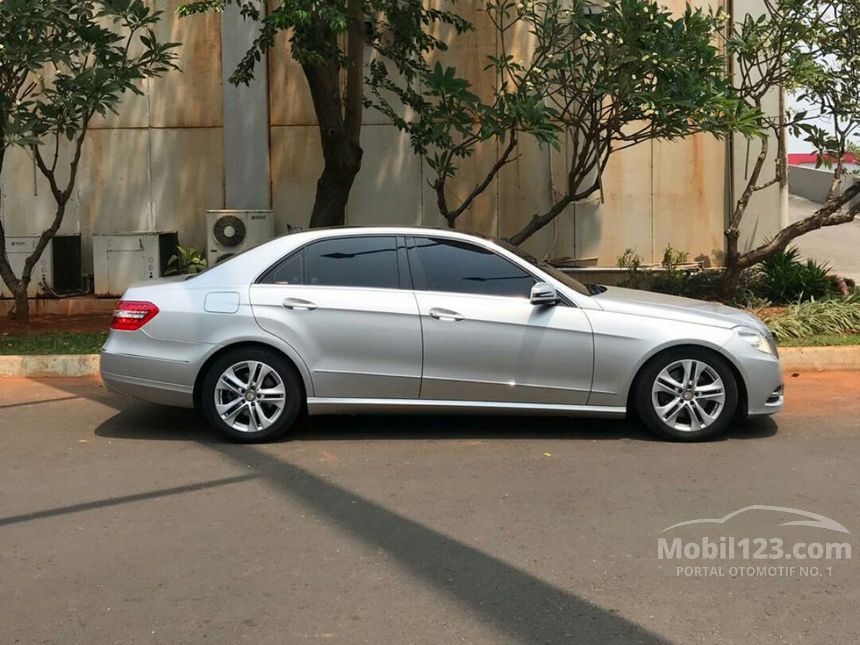 Jual Mobil Mercedes-Benz E300 2011 Avantgarde AMG 3.0 di DKI Jakarta ...