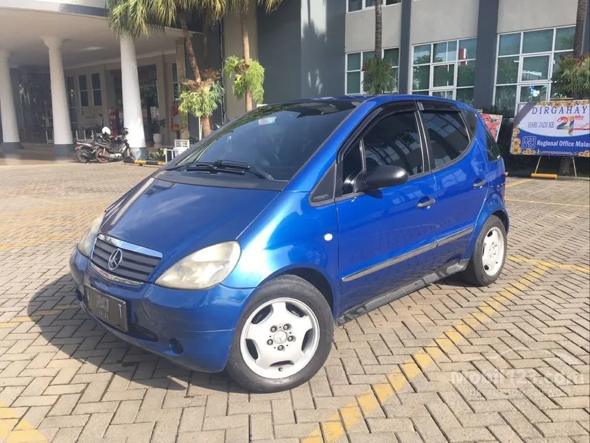Jual Mobil Mercedes-Benz A140 2000 Classic 1.4 di Jawa Timur Manual ...